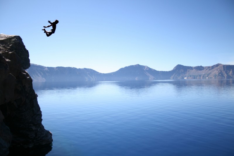 Photo of the Moment: Diving Into Crater Lake, Oregon — Vagabondish
