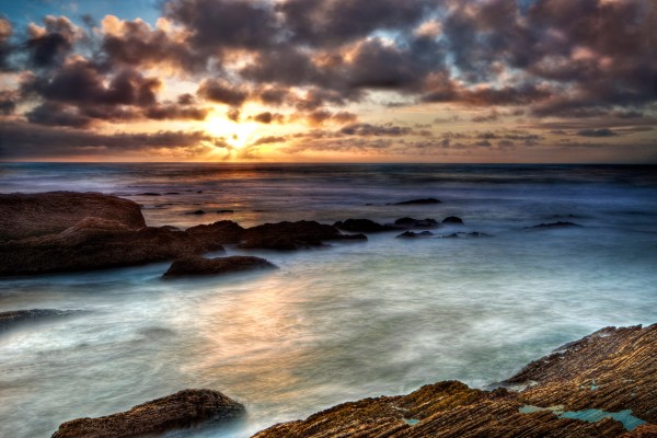 Photo of the Moment: Sunset on the Bluff Trail, California — Vagabondish